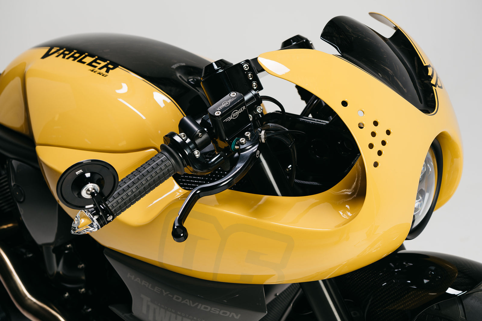 Motorcycle hardware made in Germany | motogadget