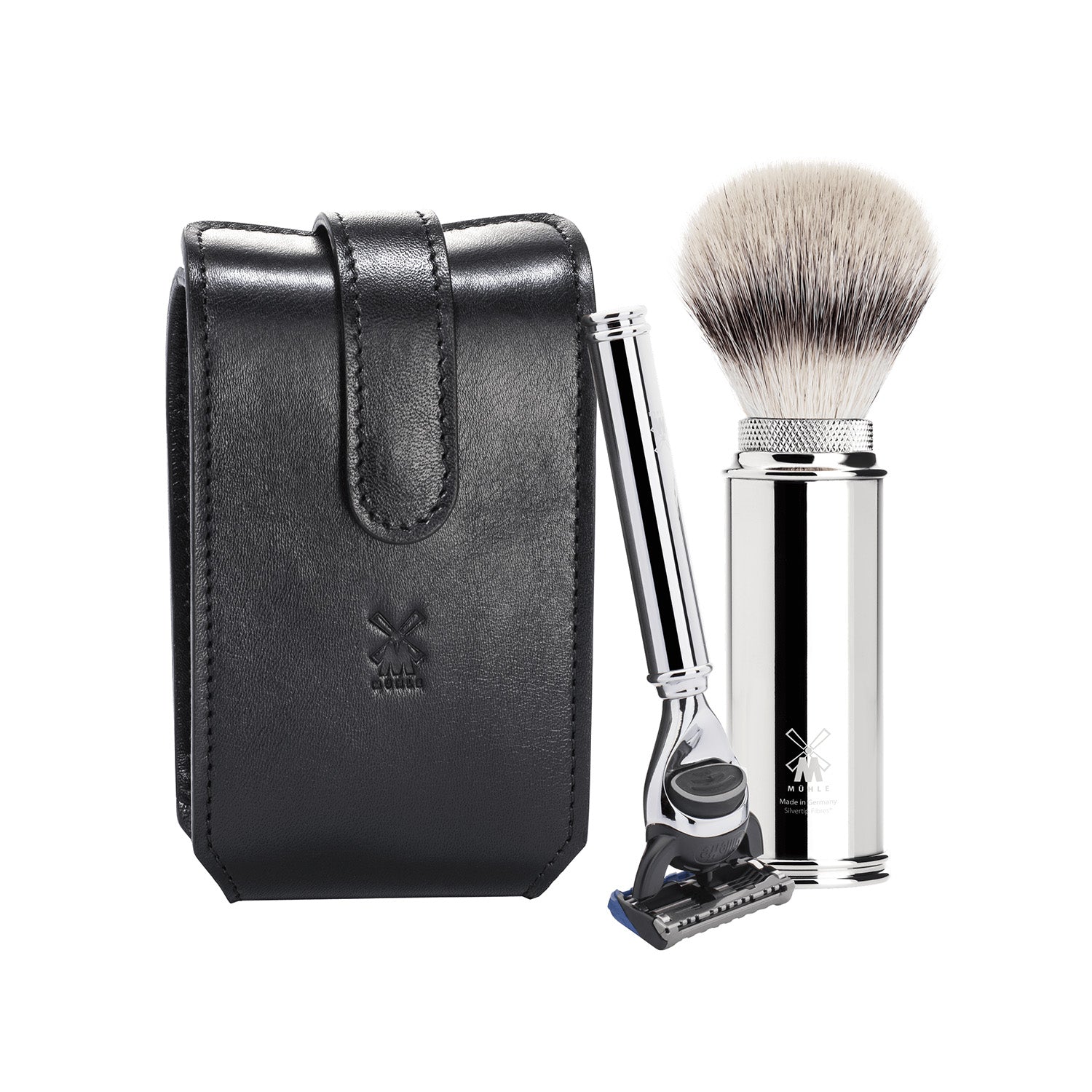 Travel shaving set with leather case, razor & brush | motogadget