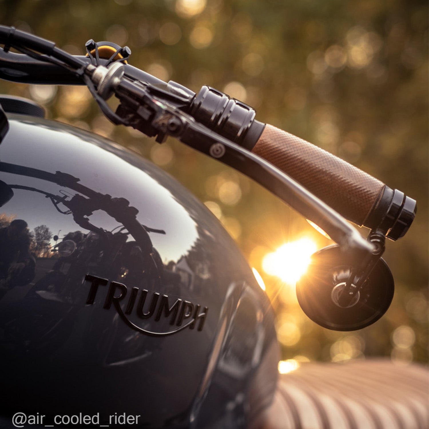 mo.view club 130 ハンドルバーエンドミラー｜モトガジェット